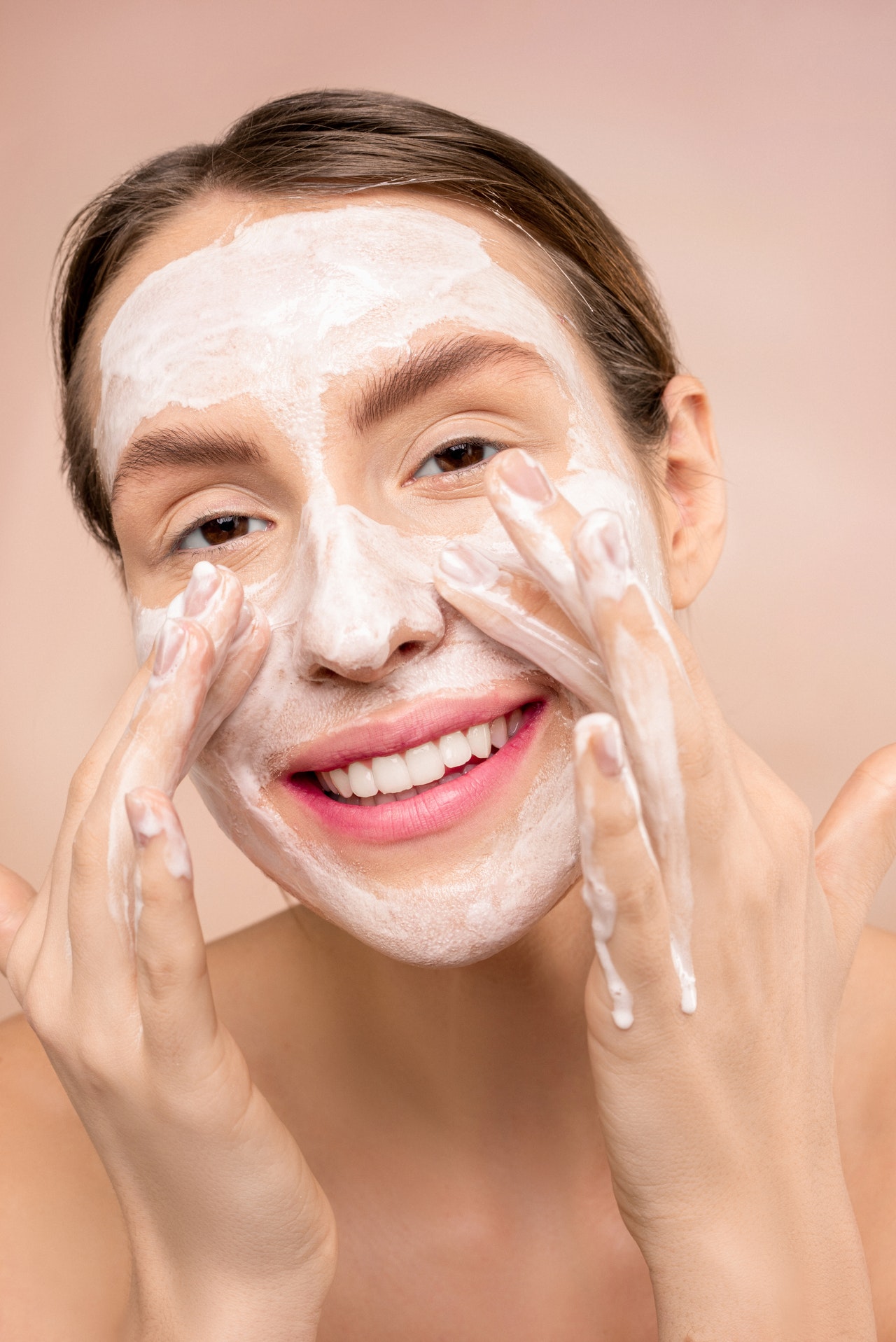 The Ultimate Guide to Choosing a Face Cleanser